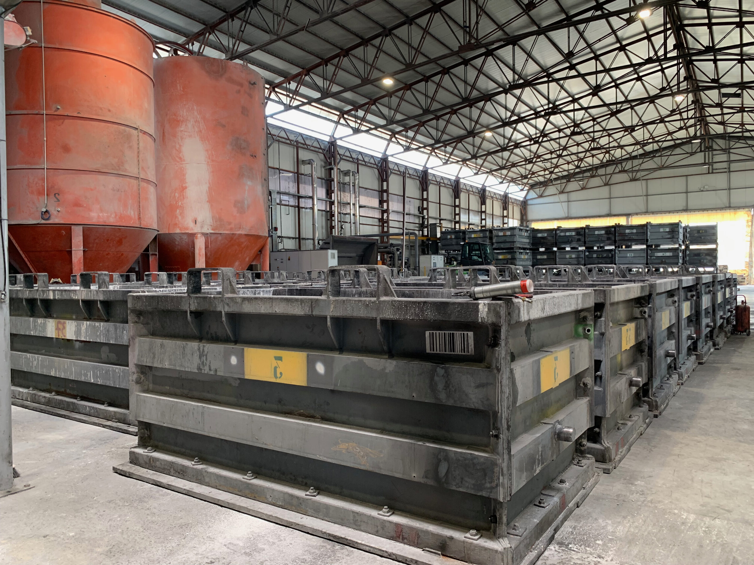 Stage 2 Preparing terrazzo blocks - In Opera Group - Terrazzo, Stone ...